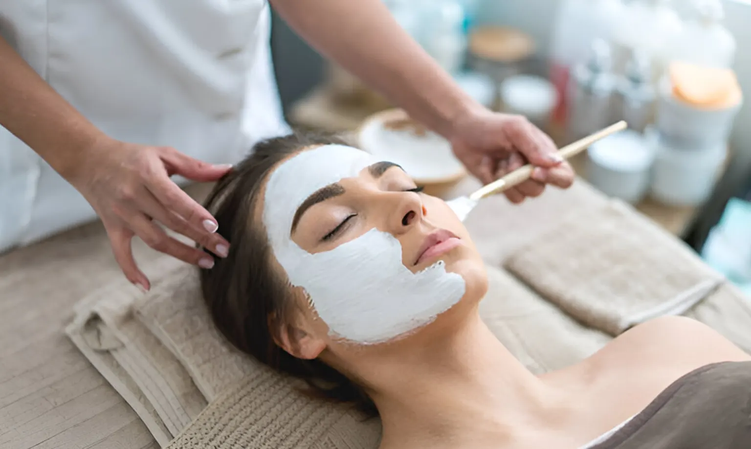 Quick and Effective Express Facial Treatment - Day Spa & Massage ...